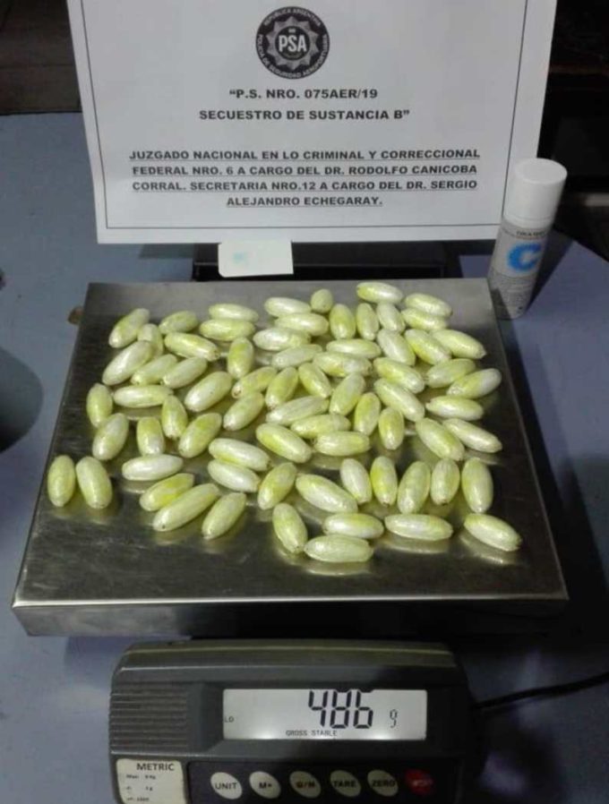 El drama de las mujeres “mulas”, víctimas del negocio narco en Tierra ...