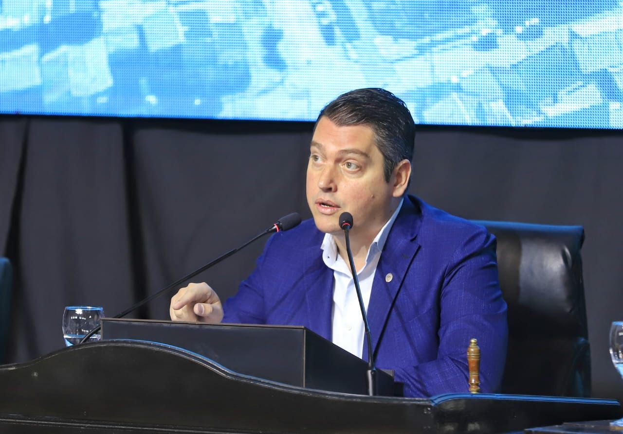 Con énfasis en la obra pública, el intendente realizó el discurso de ...