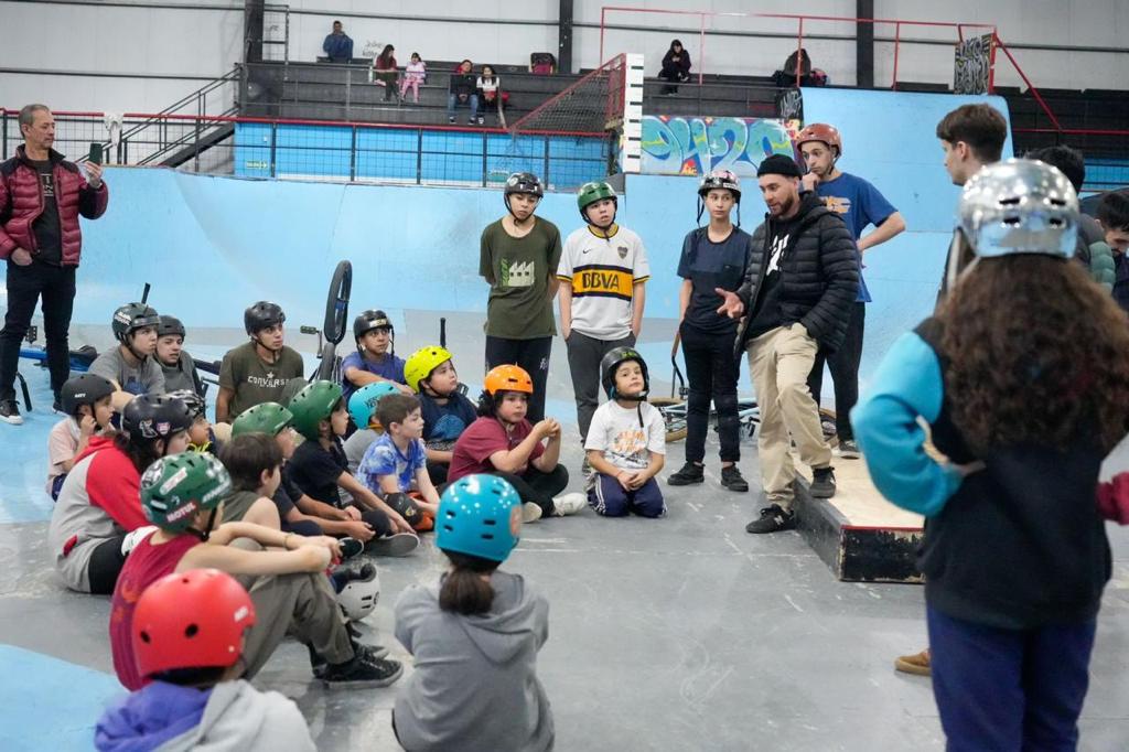 Gabriel Chaves brindó un campus de tres días sobre BMX — La 97 Radio ...