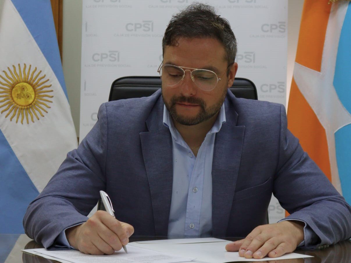 Avanzan en la simplificación de trámites de pensión — La 97 Radio Fueguina