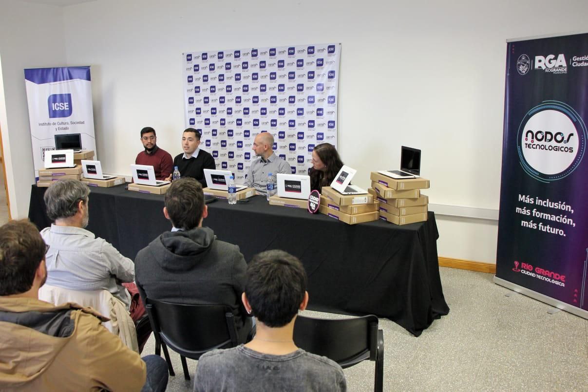 La red de Nodos Tecnológicos suma a la UNTDF – La 97 Radio Fueguina
